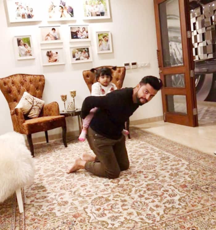 Suresh Raina’s Rs 18 Crore Mansion Has a Room Dedicated to Trophies ...