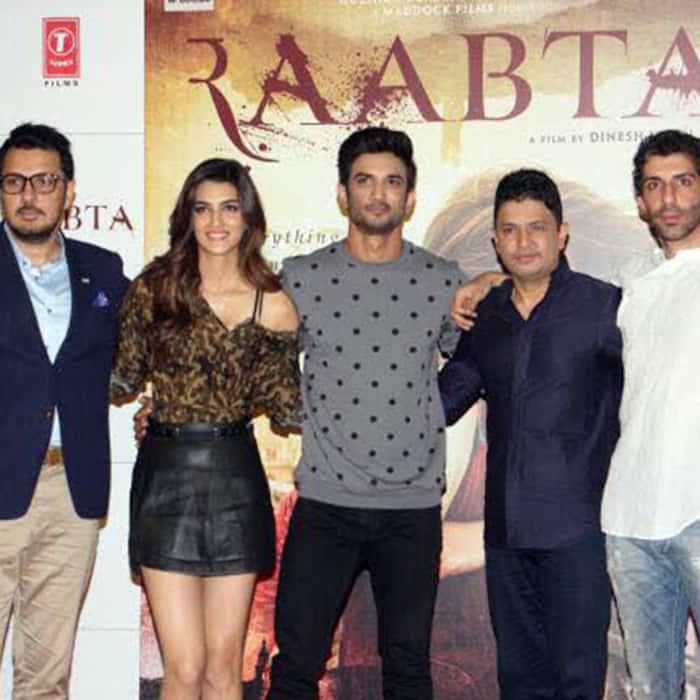 Sushant Singh Rajput and Kriti Sanon couldn’t keep their hands OFF each ...