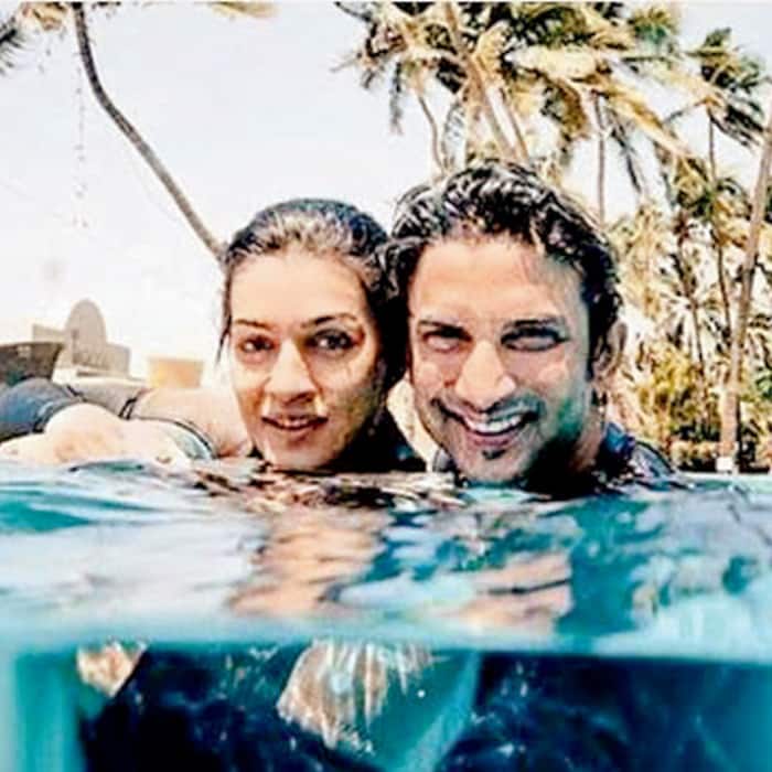 7 super intimate pics of Raabta couple Sushant Singh Rajput and Kriti Sanon that make us wish ...