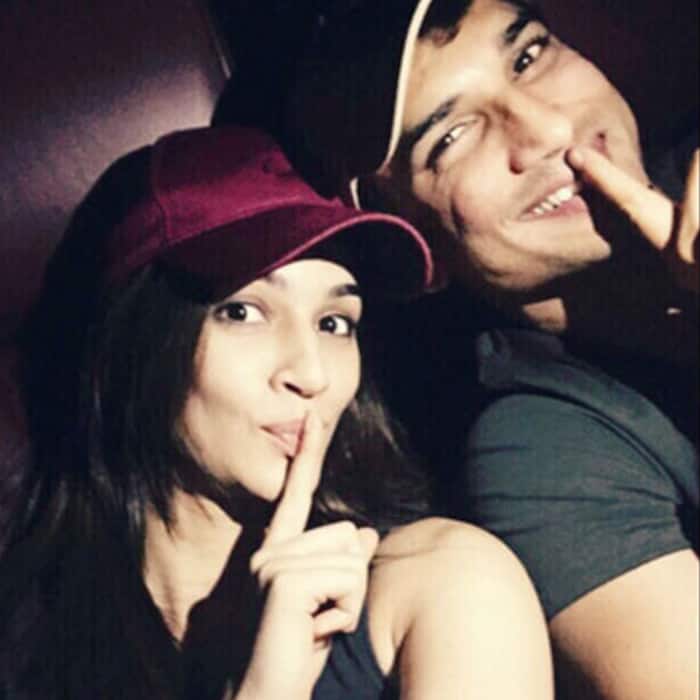 7 super intimate pics of Raabta couple Sushant Singh Rajput and Kriti Sanon that make us wish ...