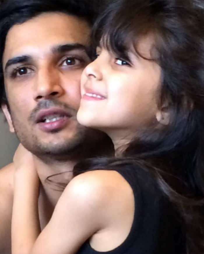 Sushant Singh Rajput's Unseen Family Album Reveals How He Shared Some ...