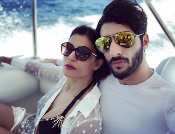 Sushmita Sen and Rohman Shawl Met Each Other Via Instagram