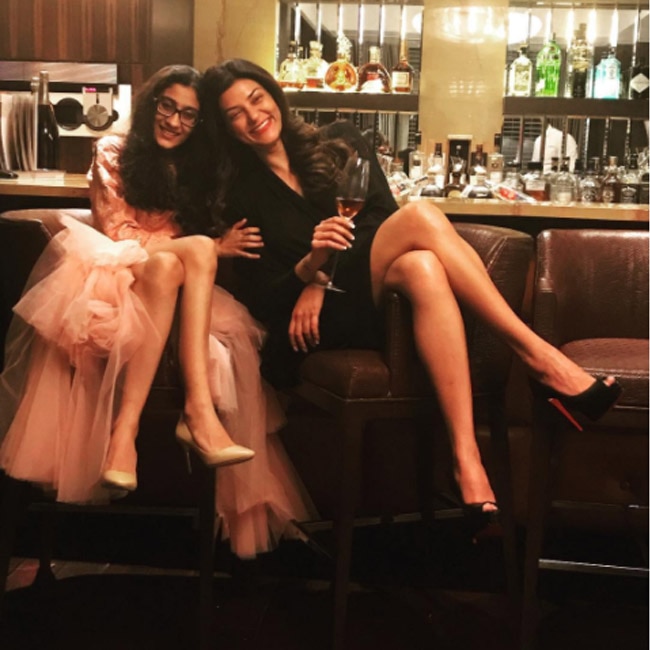 Sushmita Sen dancing with daughter Alisah