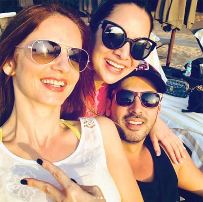 PICS: Sussanne Khan and Hrithik Roshan return from a fun-filled family ...