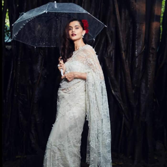 Taapsee Pannu Looks Stunning Effortlessly