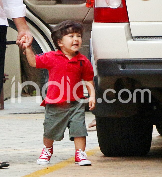Taimur’s Expressions in Latest pictures Are Unmissable