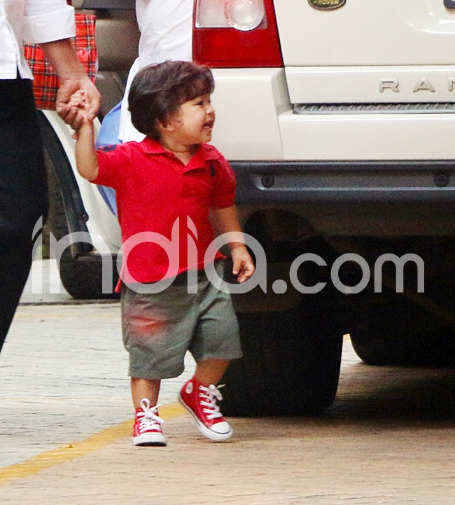 Taimur’s Expressions in Latest pictures Are Unmissable