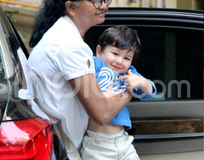 Taimur seemed in a playful mood