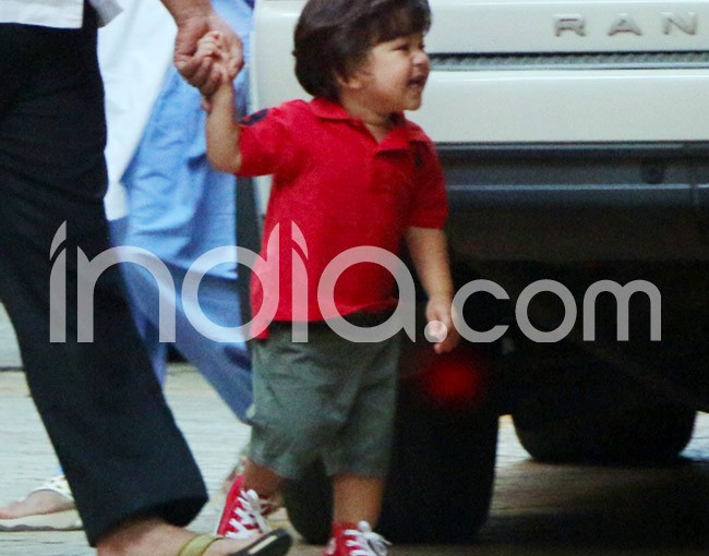 Taimur’s Expressions in Latest pictures Are Unmissable