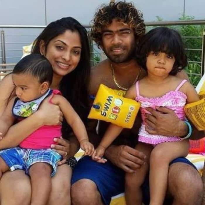 Met in hotel, pleaded to girlfriend's dad for marriage, know star ...
