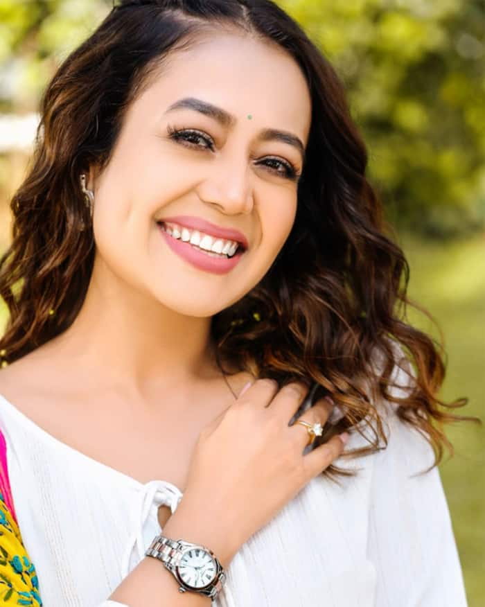 Neha Kakkar Sizzles In White Suit as She Celebrates Holi, See Photos