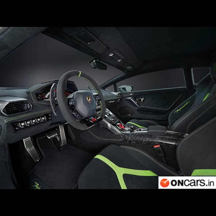 Lamborghini Huracan Performante : Photo Gallery