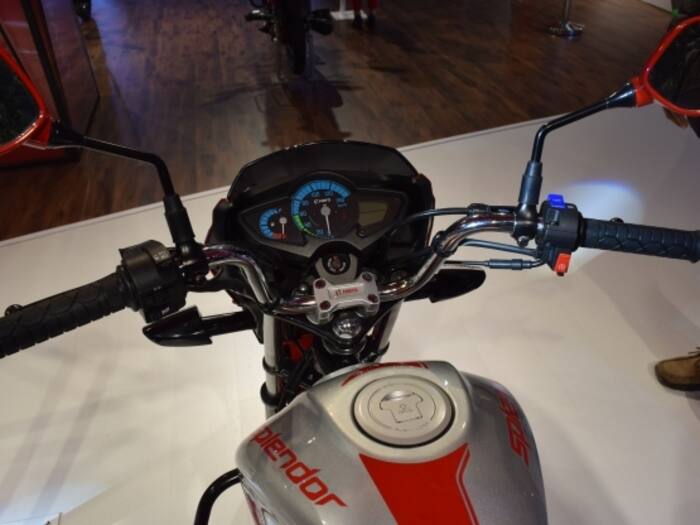 Hero Splendor iSmart in Images: Delhi Auto Expo 2016