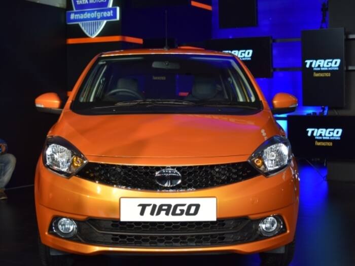 Tata Tiago Photo Gallery