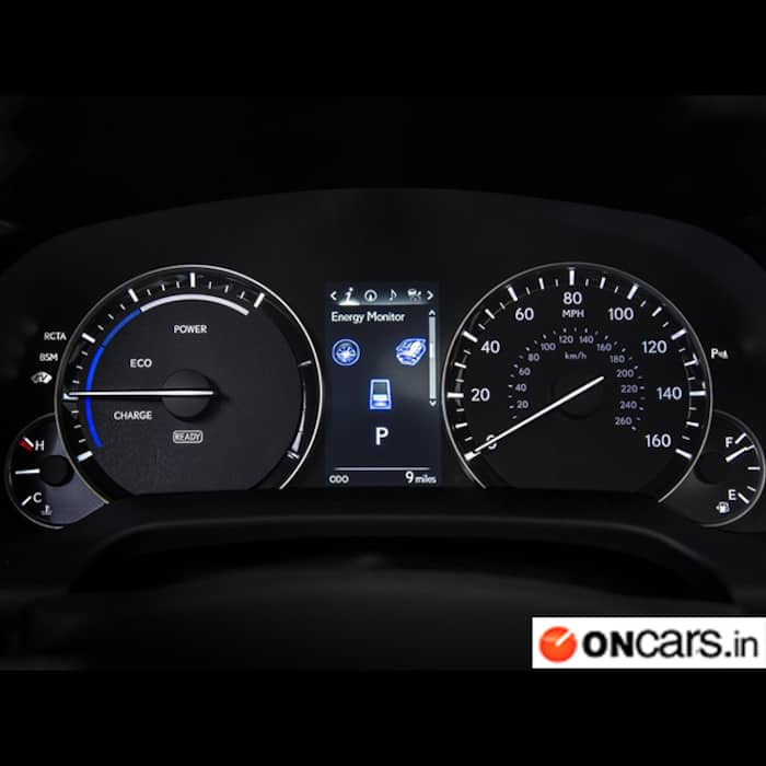 Lexus RX 450h: Photo Gallery