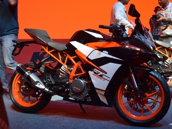 The new KTM RC 390 comes with a fuel tank capacity