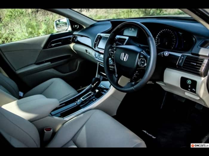 All new 2016 Honda Accord Photo Gallery
