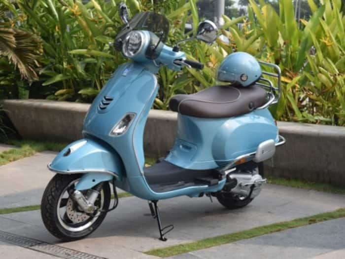 Vespa 70th Anniversary Edition Photo Gallery