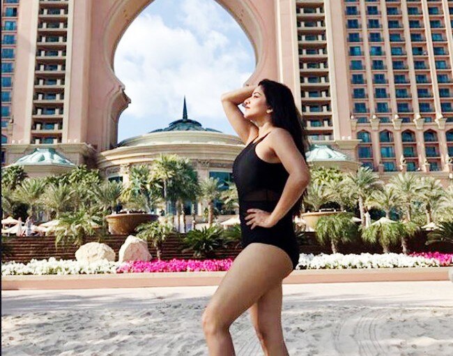 The sexy avatar of Monalisa aka Madhulika