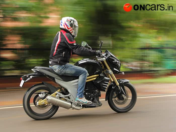 Mahindra Mojo Comprehensive Review Photo Gallery