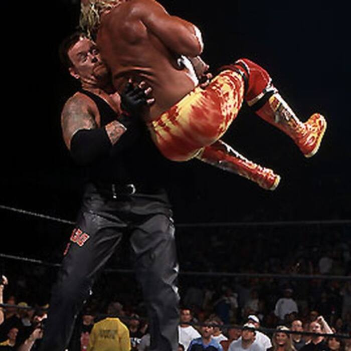 WWE: Wrestling Superstars who hate Hulk Hogan in real life