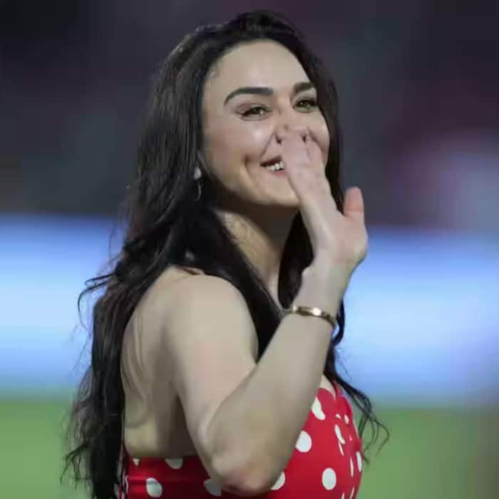 PBKS owner Preity Zinta has a net worth of Rs 1810000000, Earns hefty amount from IPL, her other ...
