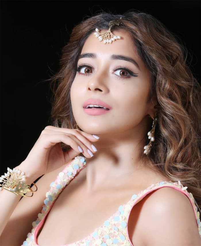 Tina Datta is a Ray of Sunshine in These Latest Pictures