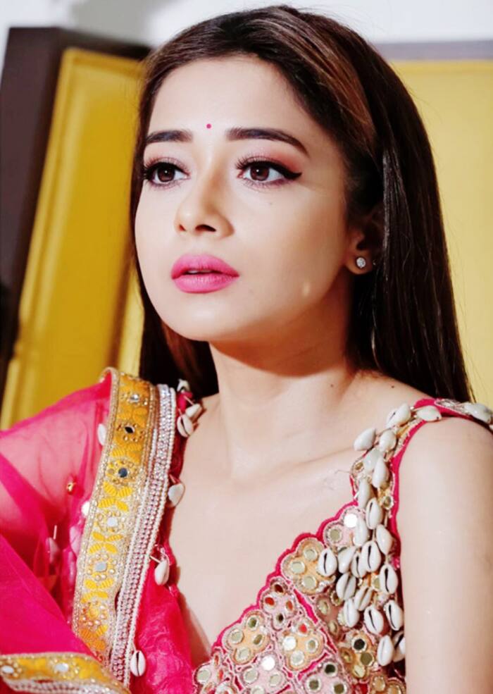 Tinaa Dataa Looks Drop dead Gorgeous