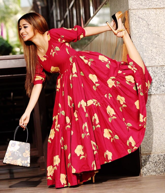 Tinaa Dattaa Looks Jaw dropping Gorgeous