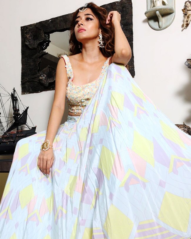 Tinaa Dattaa Will Set Your Screen Ablaze