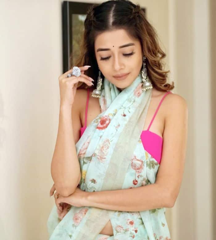 Tinaa Dattaa Jaw dropping Look Goes Viral