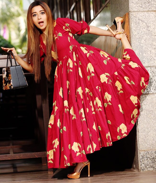 Tinaa Dattaa Looks Jaw dropping Gorgeous