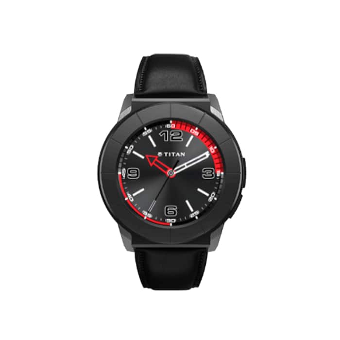 Titan Juxt Pro smartwatch launched: Check out its specifications and ...