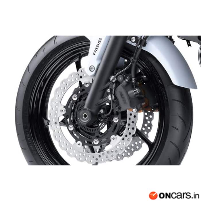 Kawasaki Z650: Photo gallery