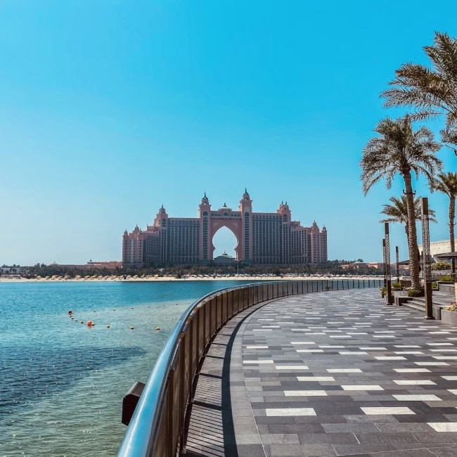 Top 10 Largest Countries Without A River