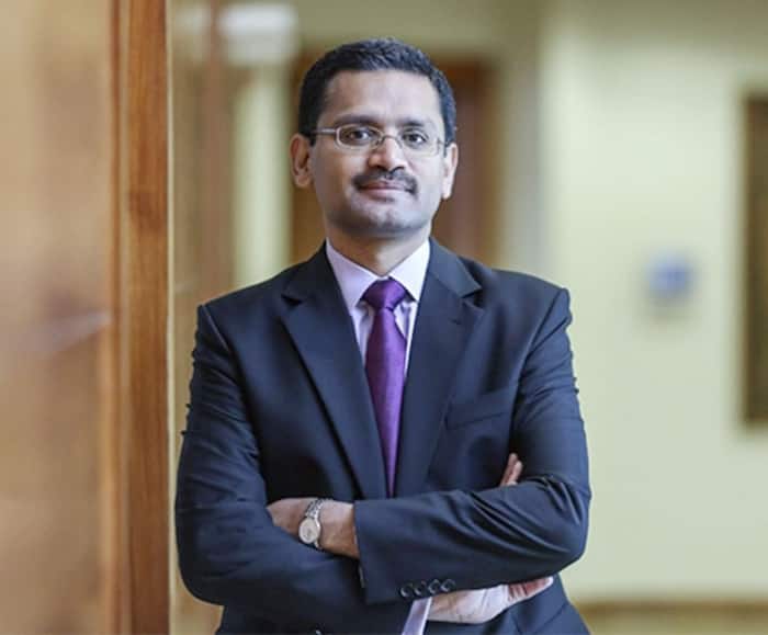 Mukesh Ambani To Salil Parekh: Top 5 CEOs in India and Their Salaries ...