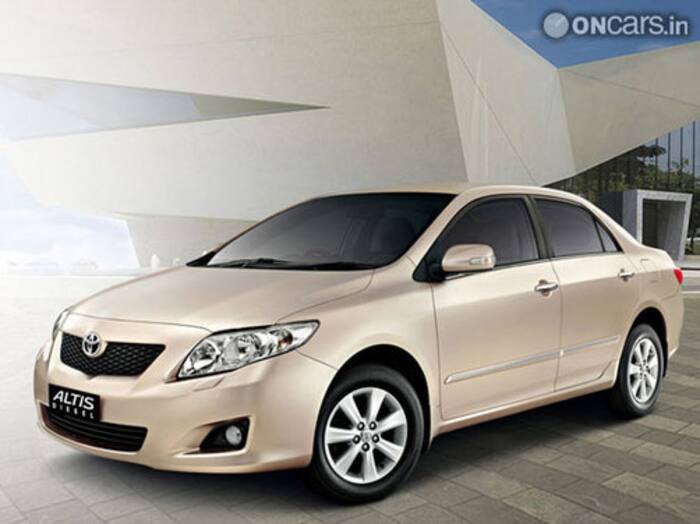 Toyota Corolla Altis Exterior