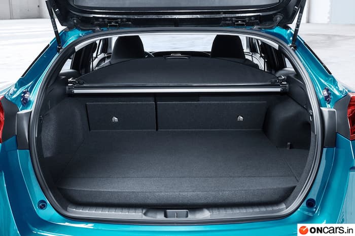 2017 Toyota Prius: Image Gallery