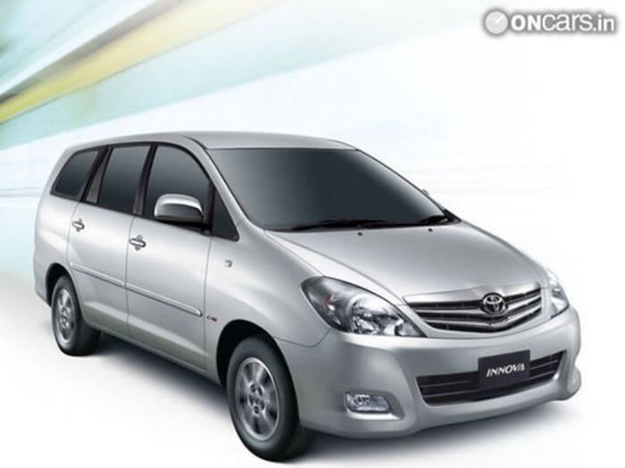 Toyota Innova Exterior