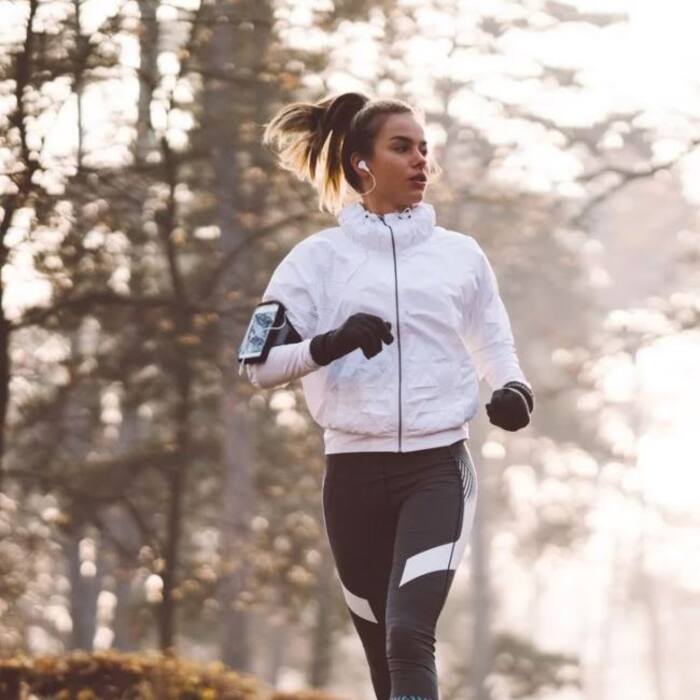 7 natural hacks to control junk food cravings