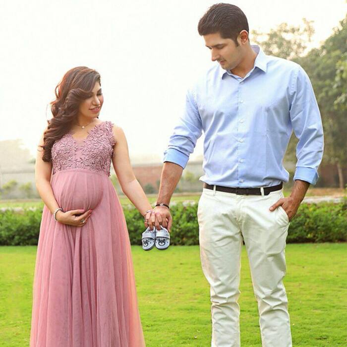 Pictures of singer Tulsi Kumar’s maternity shoot are supremely delightful