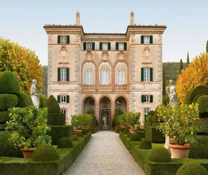 For sale! Queen Victoria's luxurious Tuscan Villa with 23 bedrooms, 19 ...