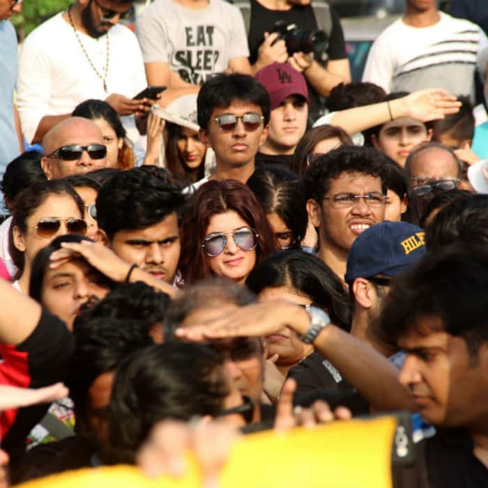 Aditi Rao Hydari, Twinkle Khanna protest against Unnao and Kathua rape ...