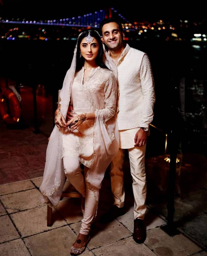 Designer Pernia Qureshi's Unseen Wedding Pictures Will Leave You Awestruck