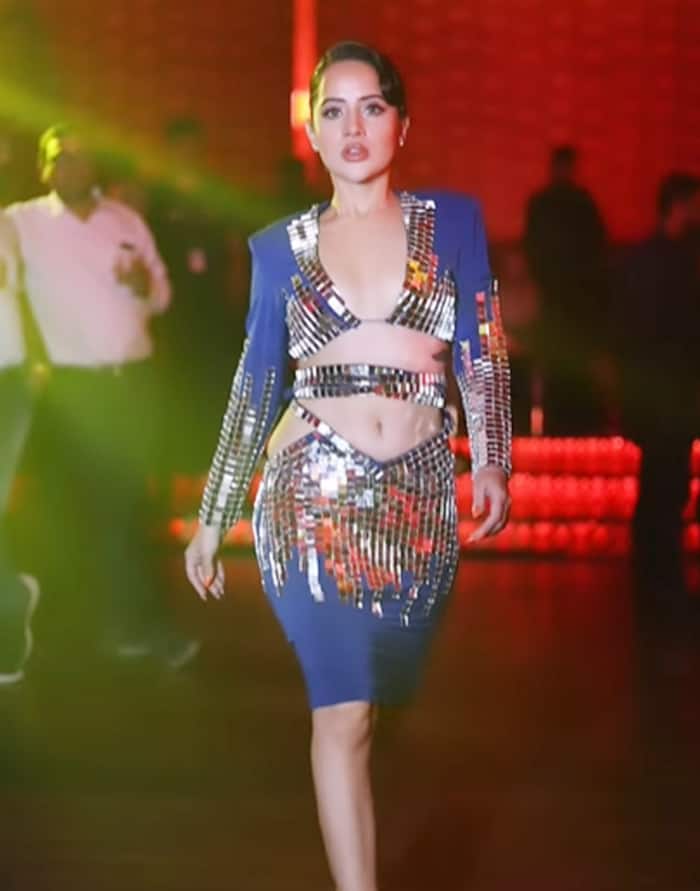 Hot And Bold Photos of Urfi Javed