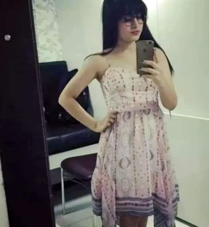 Urfi Javed is Cuteness Overloaded in Throwback Pictures From Junior ...