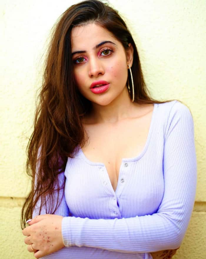 Urfi Javed makes her fans go crazy over her sultry poses