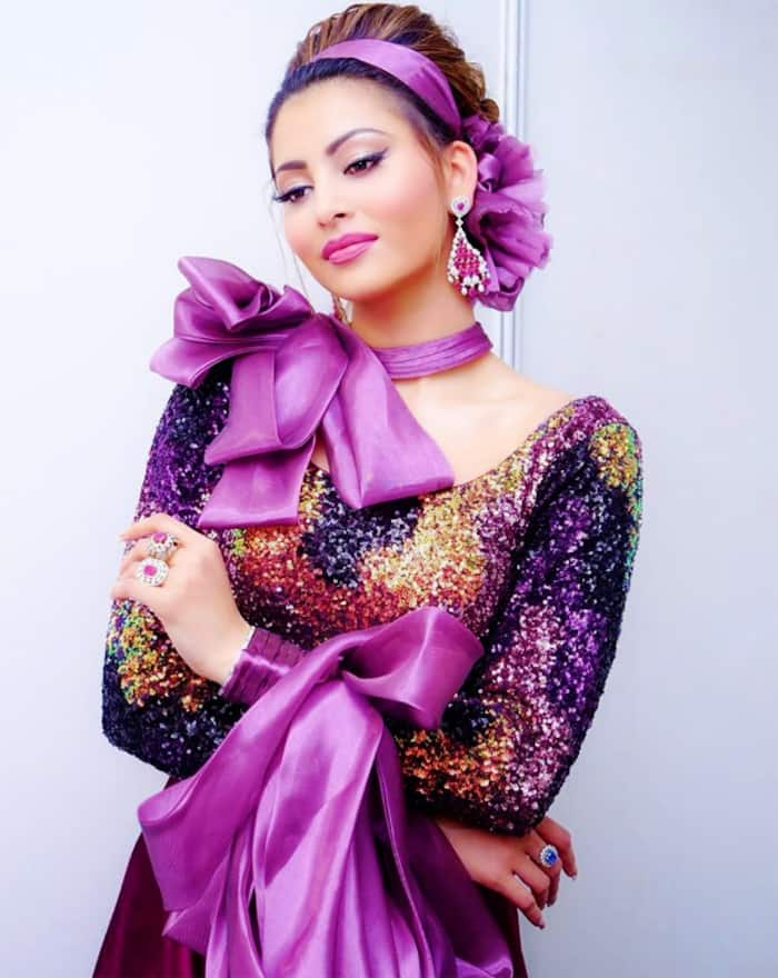 Urvashi Rautela's Beautiful Pictures Will Instantly Set Your Hearts ...