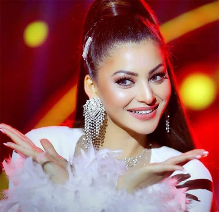 Black Rose: Urvashi Rautela Looks ‘Fired Up’ in Her Telugu Debut, Nails ...