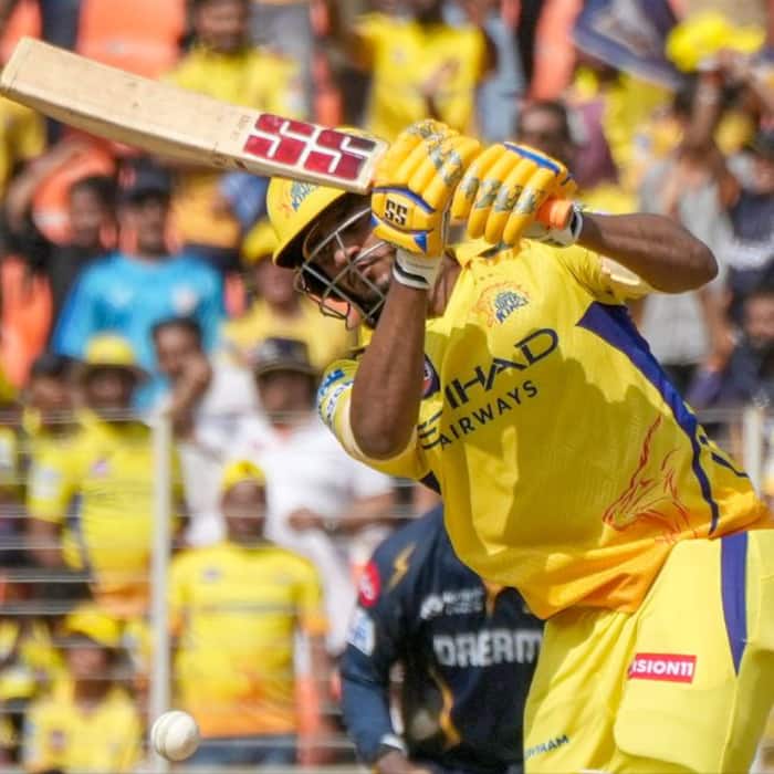 6, 6, 6, 6, 6, 6, 6, 6, 6, 6... 10 sixes, 12 fours, 119 in 37 balls ...
